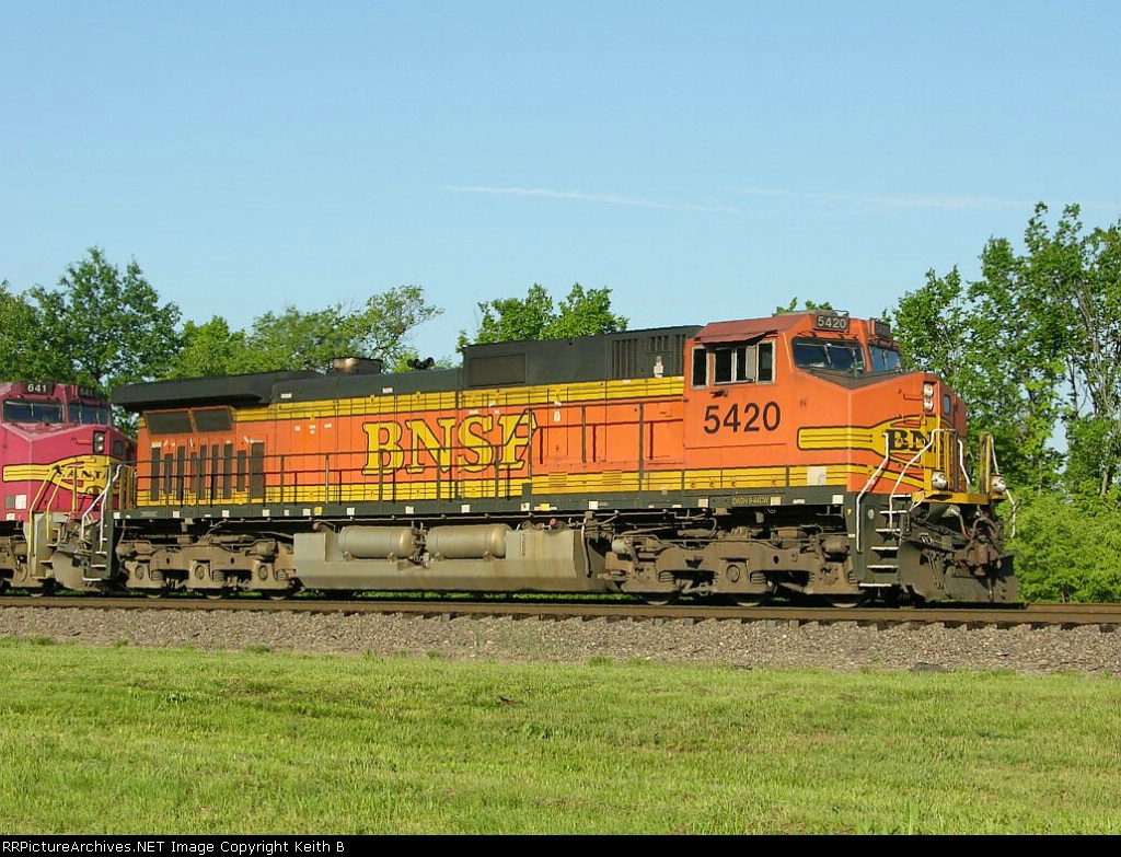 BNSF 5420